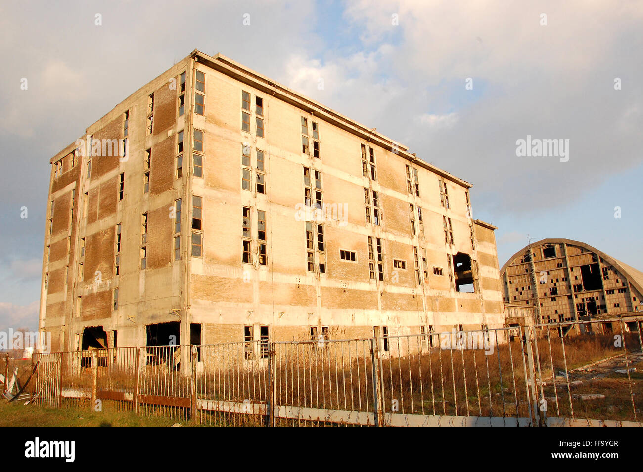 Old abandoned factory in the industrial zone Stock Photo - Alamy