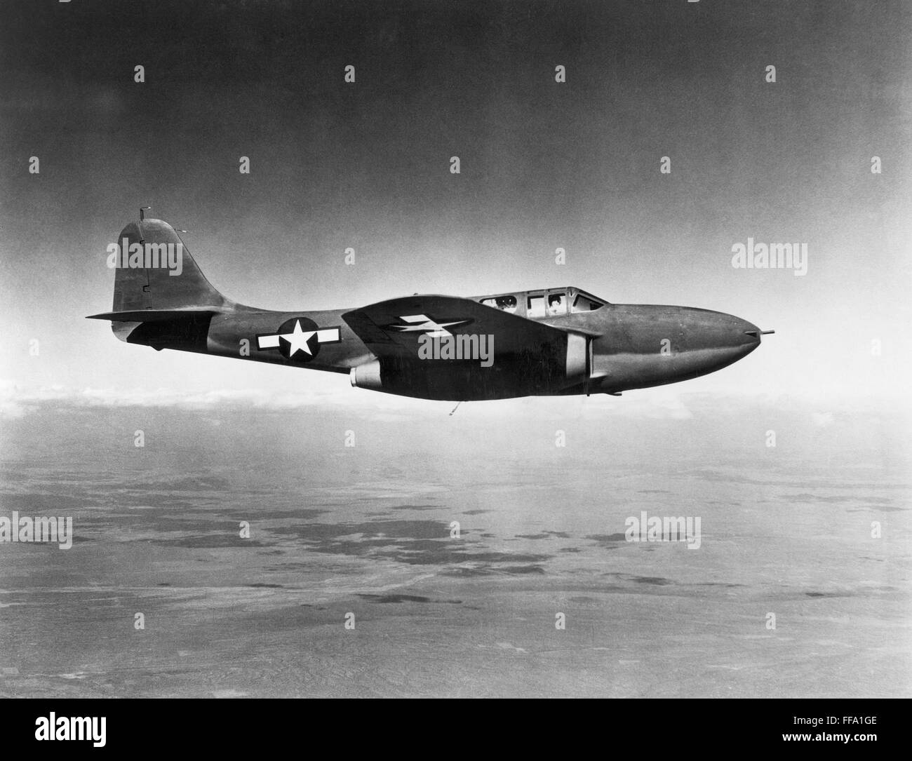 WORLD WAR I: U.S. PLANE. /nP-59 'Airacomet,' the first American jet ...