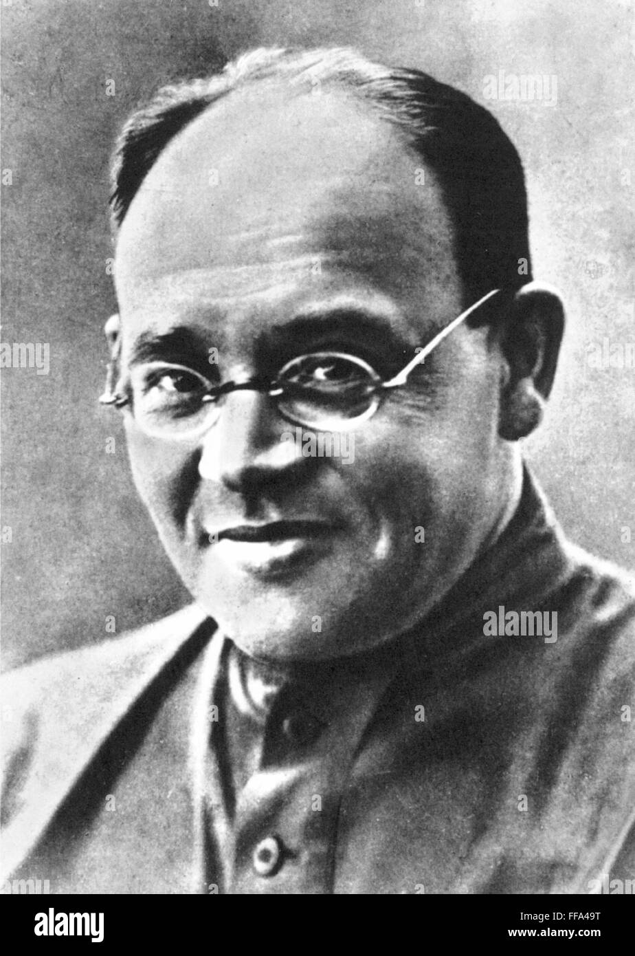 ISAAC BABEL (1894-1941)./nRussian writer Stock Photo - Alamy