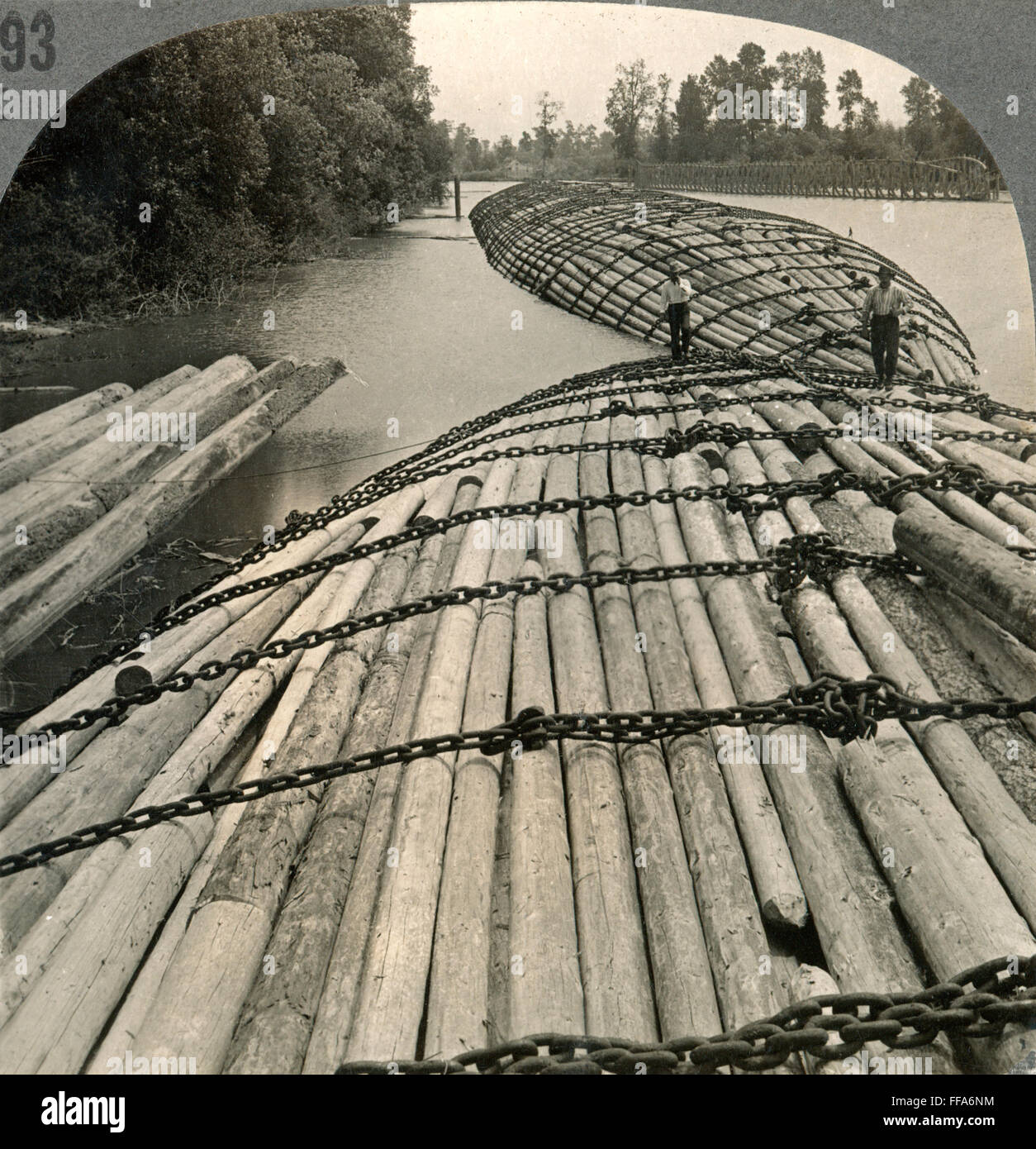 LOG RAFTS /non the Columbia River, Washington, at the turn of the ...