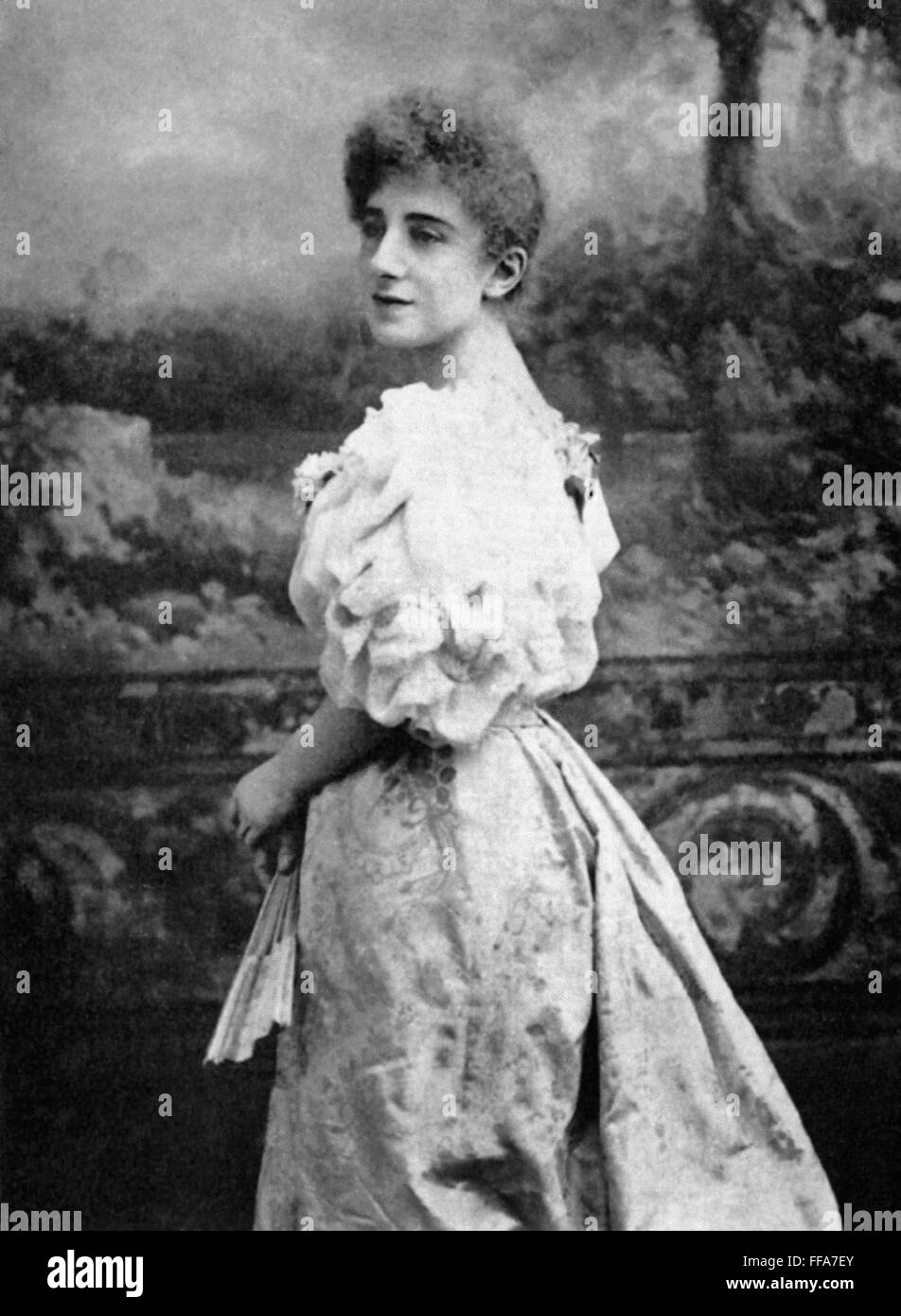 ADA LEVERSON (1862-1933). English writer Stock Photo - Alamy