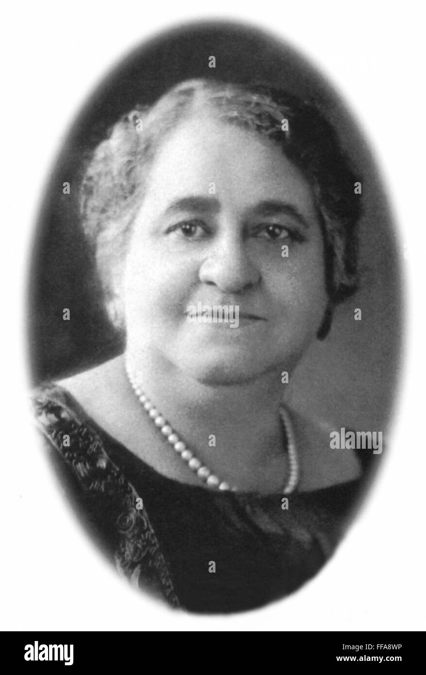 MAGGIE L. WALKER (1867-1934). /nMaggie Lena Walker. NΘe Mitchell ...