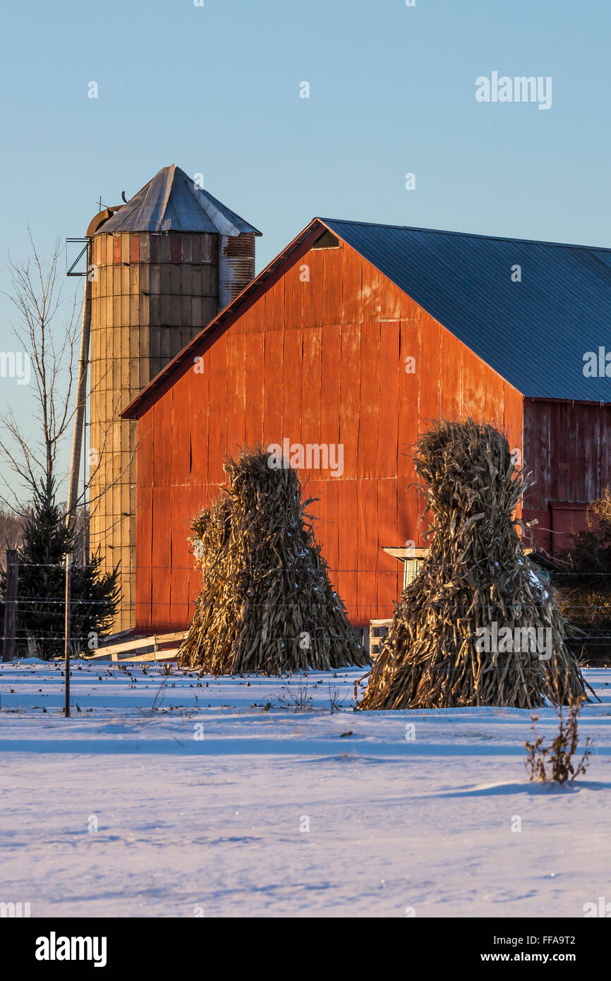 Corn Shocks High Resolution Stock Photography and Images - Alamy