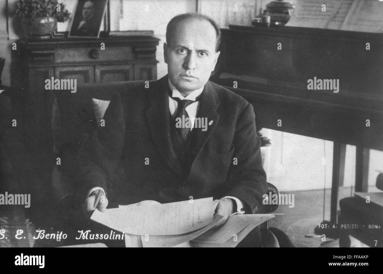 BENITO MUSSOLINI /n(1883-1945). Italian dictator Stock Photo - Alamy