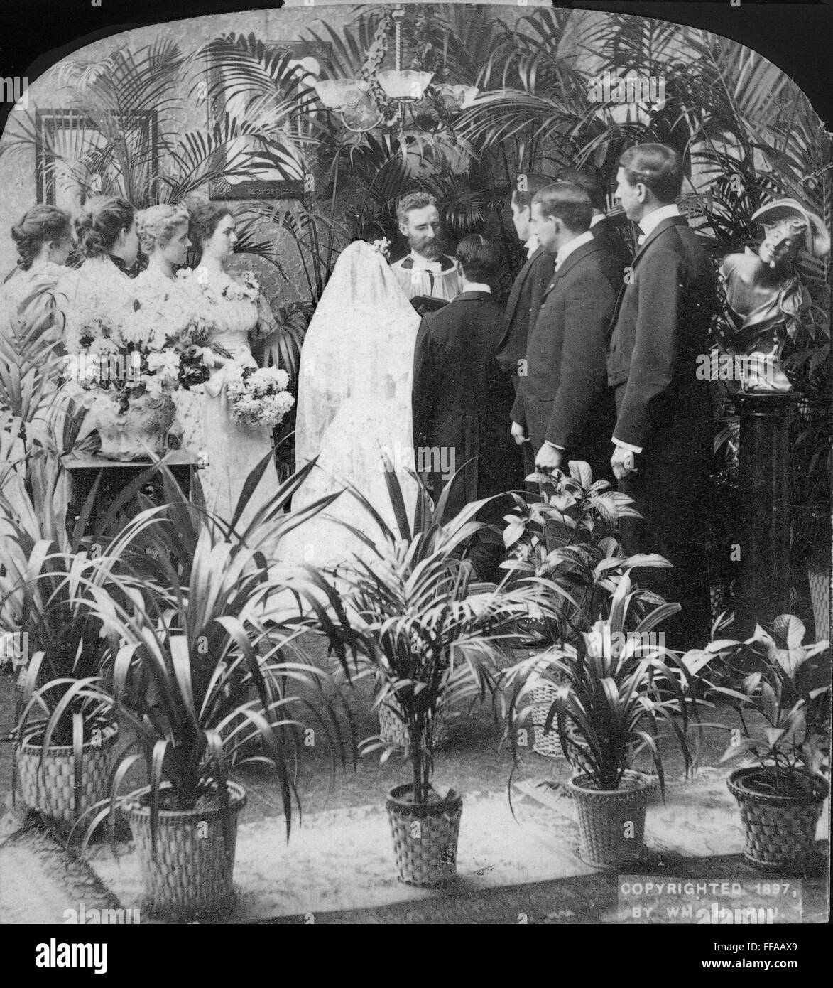 WEDDING, 1897. /nAn American wedding party Stock Photo - Alamy