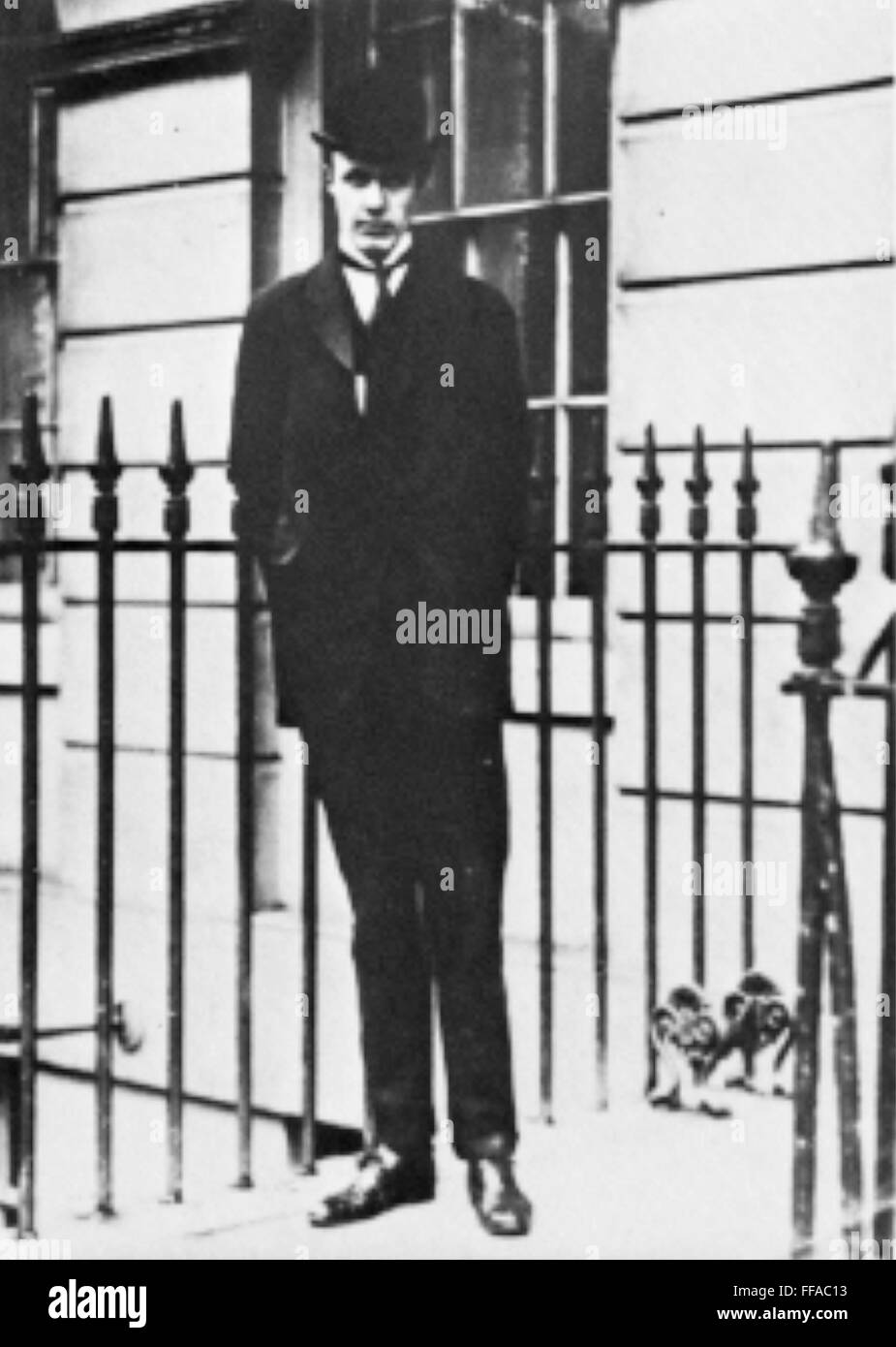 ADRIAN STEPHEN (1883-1948). /nBrother of the English writer Virginia ...