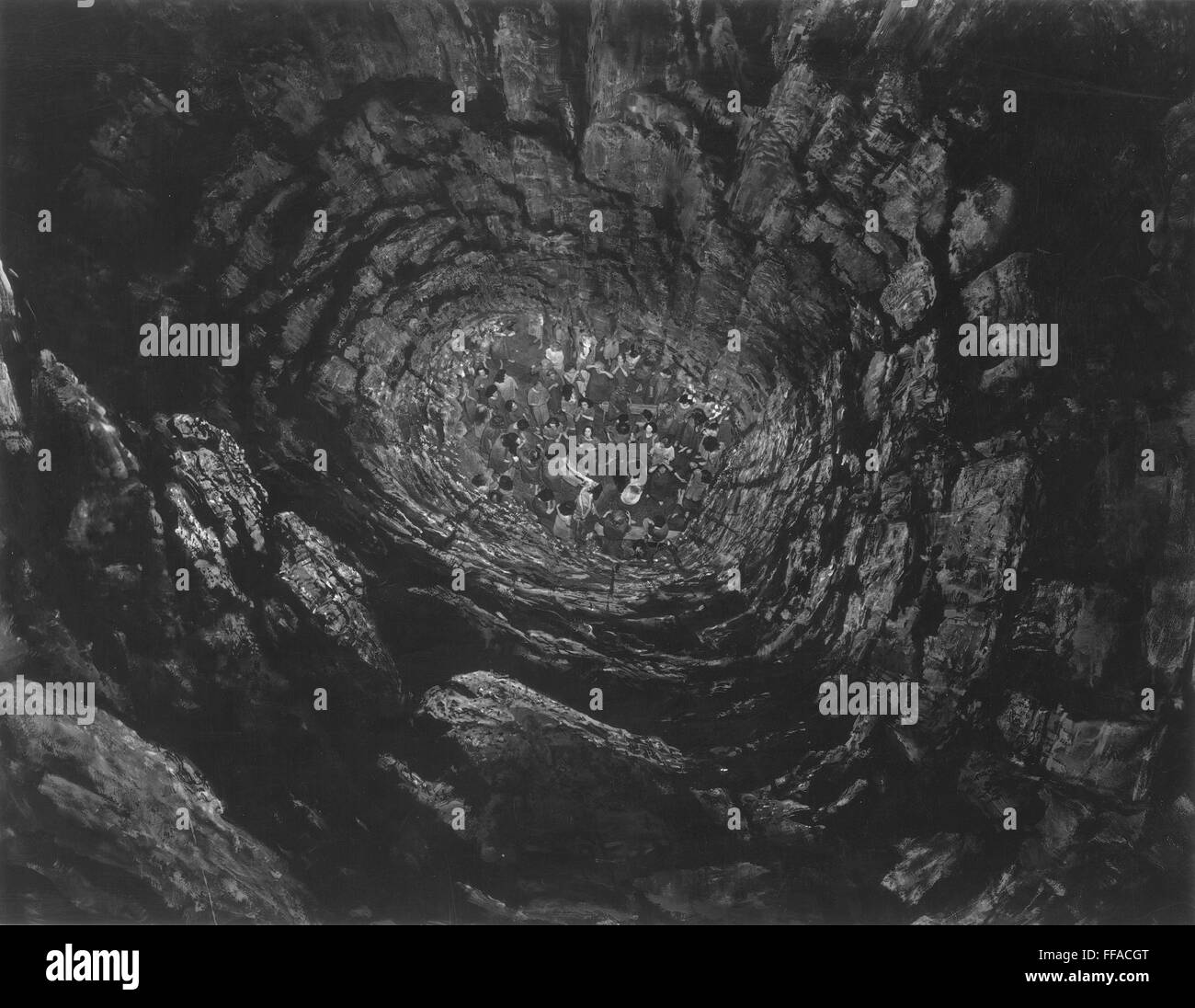 FILM: 'THE SNAKE PIT,' 1948 Stock Photo - Alamy