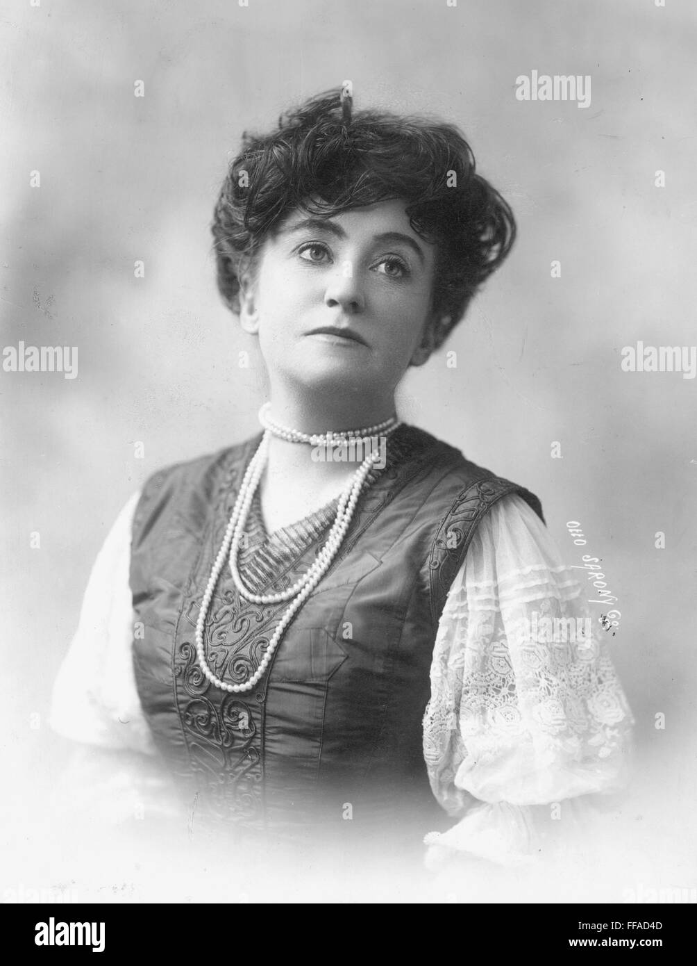 MINNIE MADDERN FISKE /n(1865-1932). American actress: photograph, n.d ...