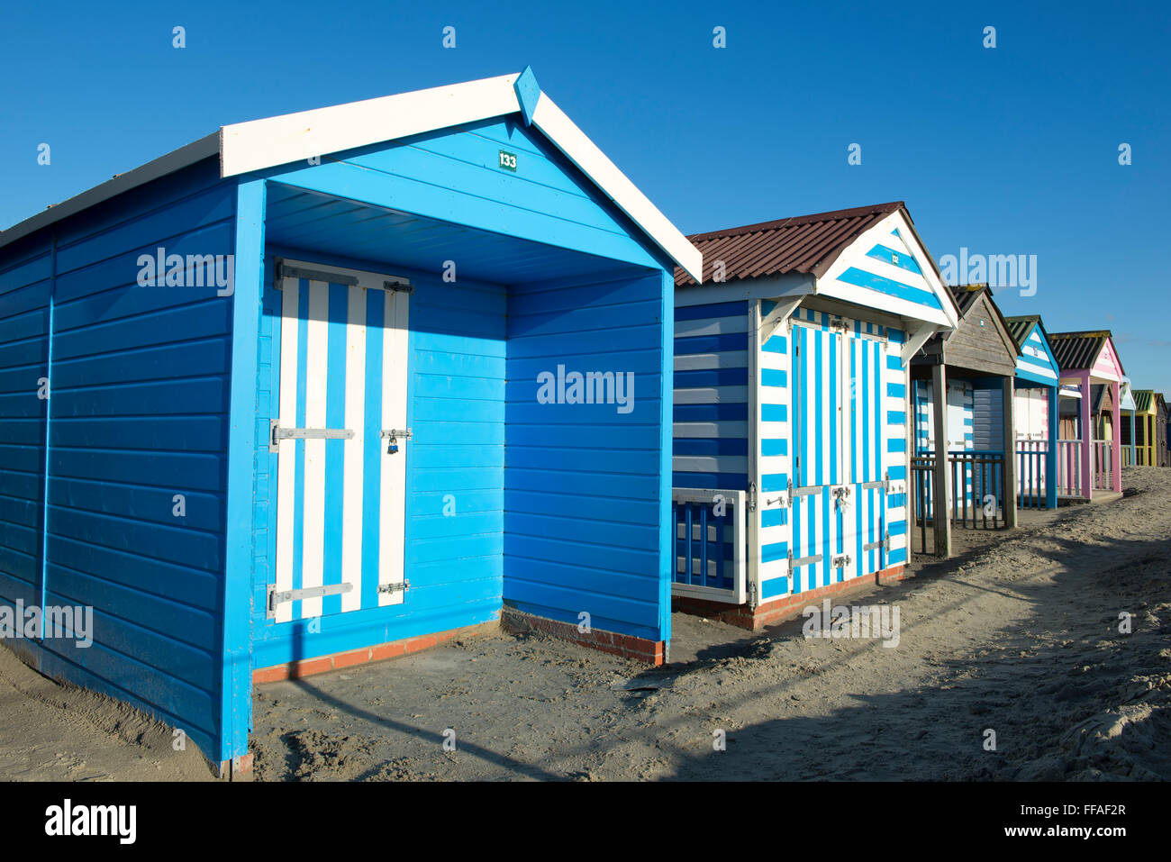 Painted beach huts hi-res stock photography and images - Alamy