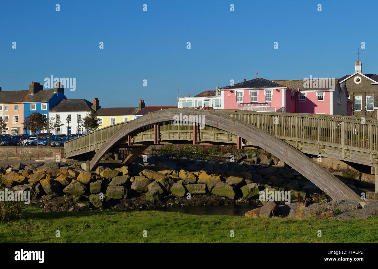 Aberaeron harbour wales boat hi-res stock photography and images - Alamy