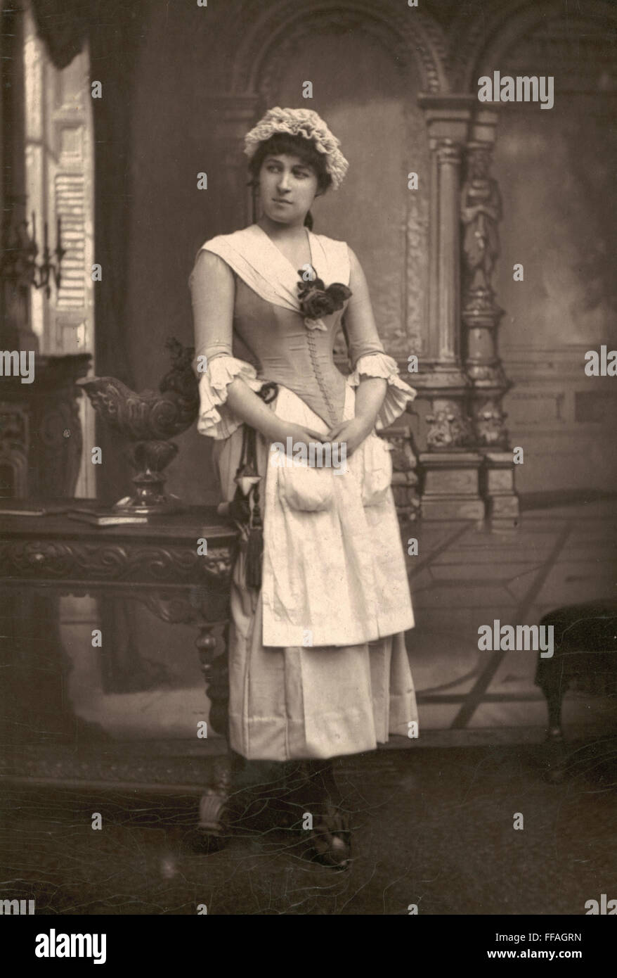 LILLIE LANGTRY (1852-1929). /nBritish actress. In her theatrical dΘbut ...