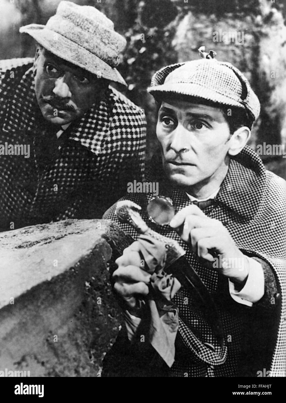 Andre morell peter cushing sherlock holmes hi-res stock photography and ...