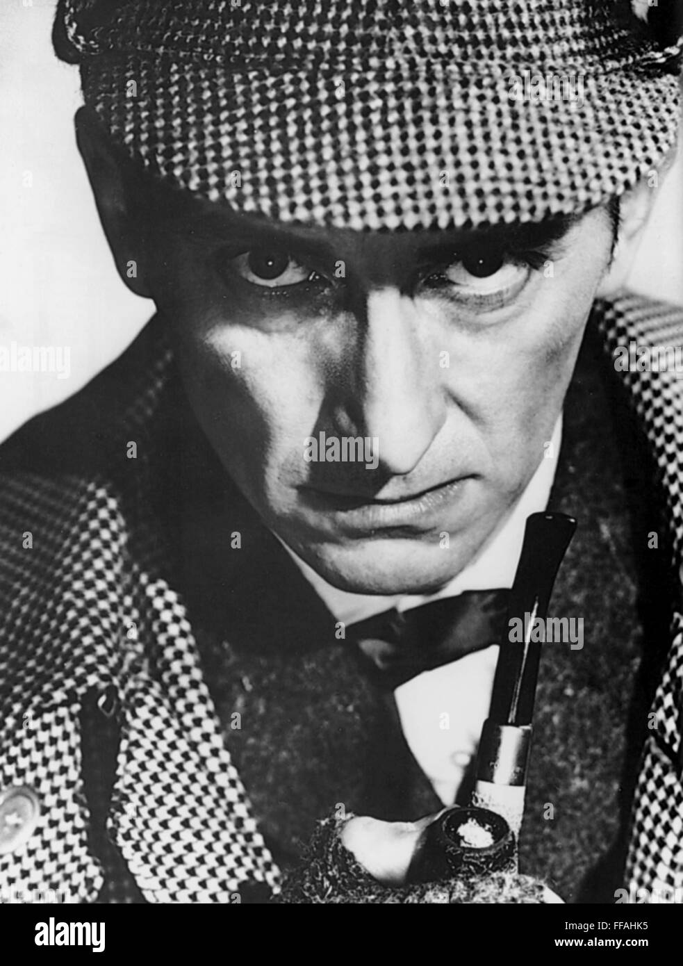 PETER CUSHING (1913-1994). /nas Sherlock Holmes in "The Hound of the ...