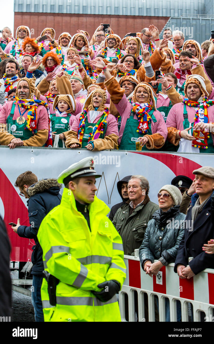 Police operation during street carnival in Cologne, Germany, during ...