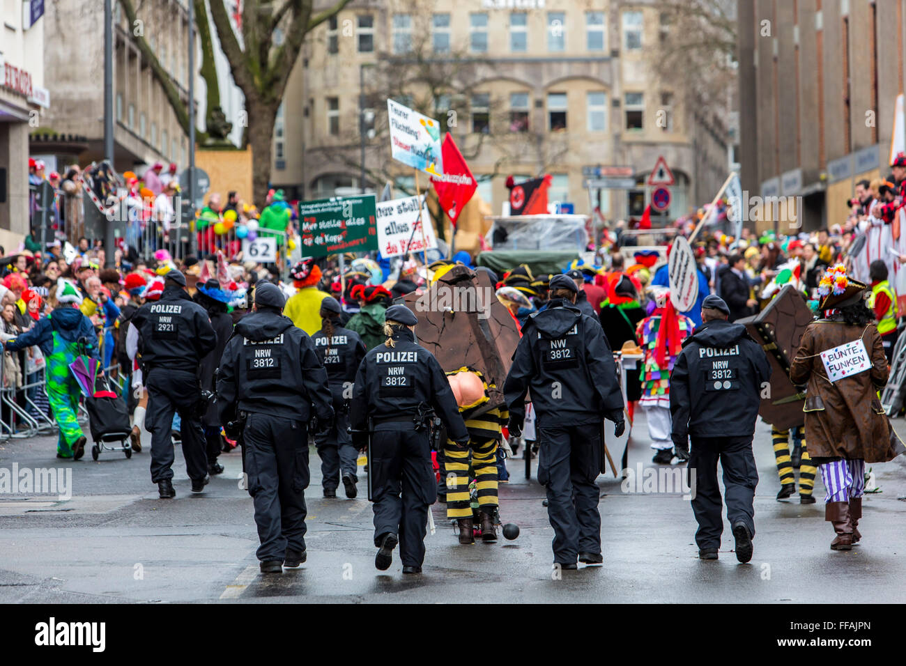 Police operation during street carnival in Cologne, Germany, during ...