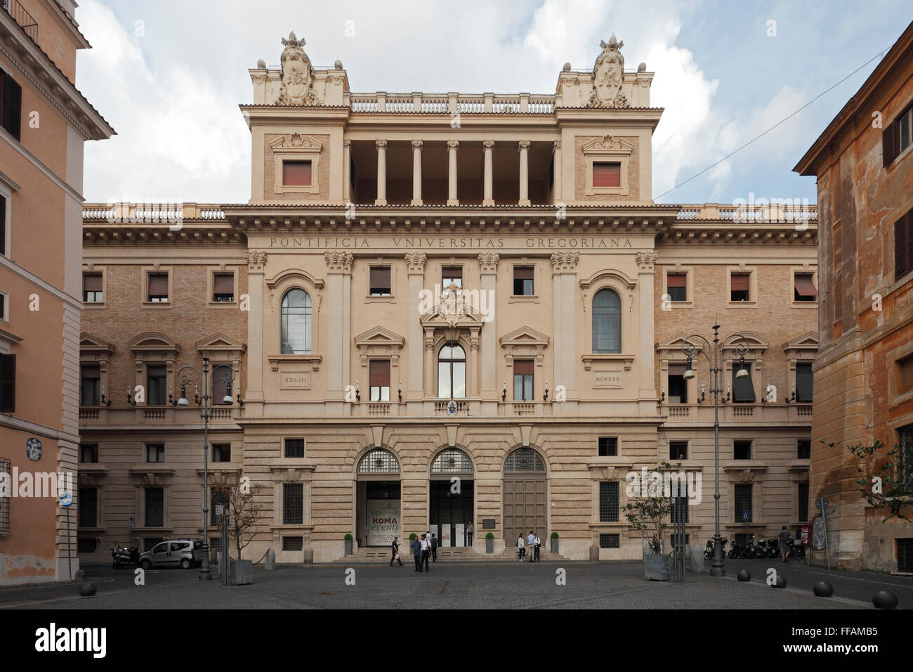 The Pontifical Gregorian University (Pontificia Università Gregoriana ...