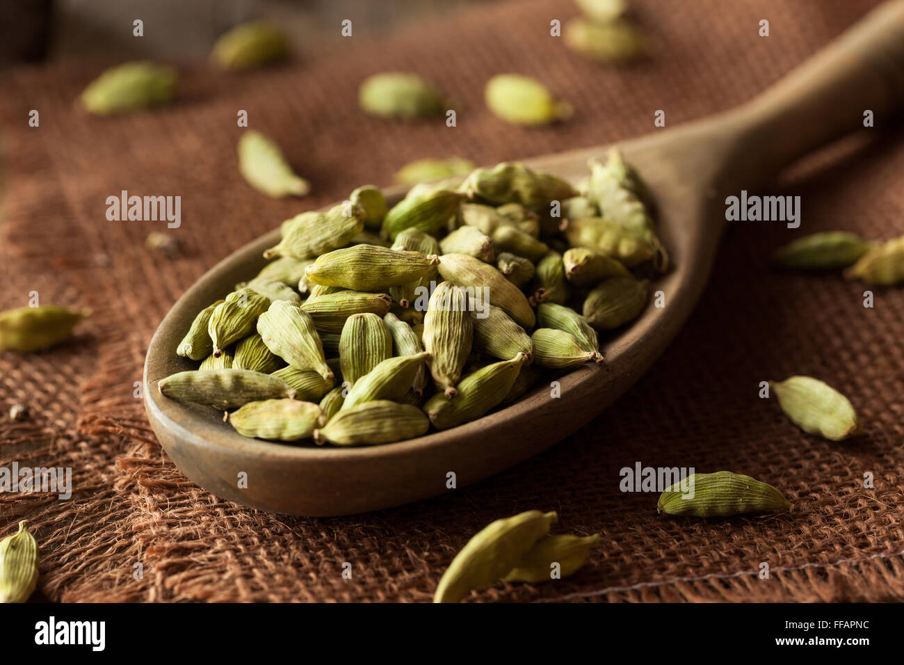 Raw Organic Cardamom Pods Ready to Use Stock Photo - Alamy