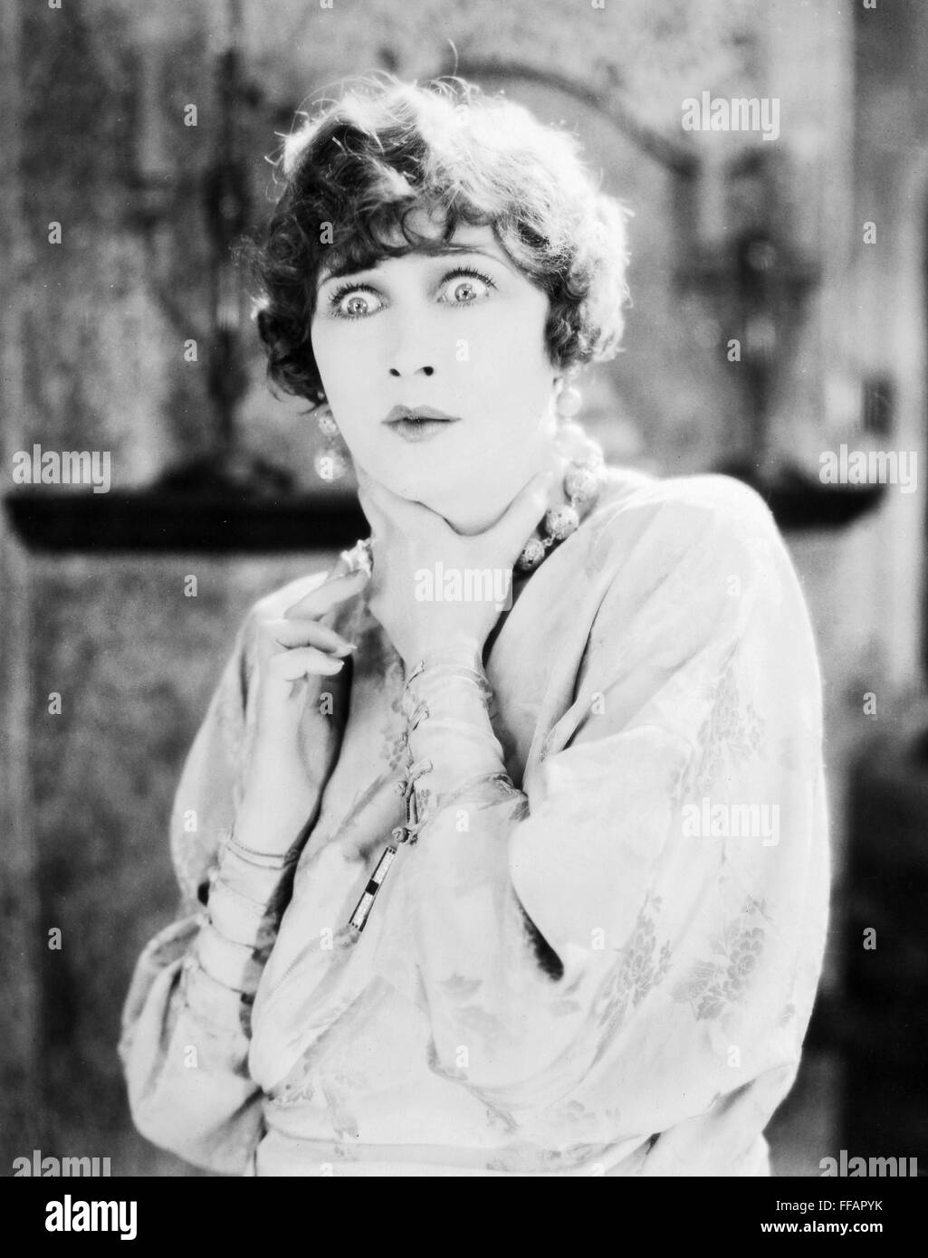 DAMSEL IN DISTRESS. /nSilent film still Stock Photo - Alamy