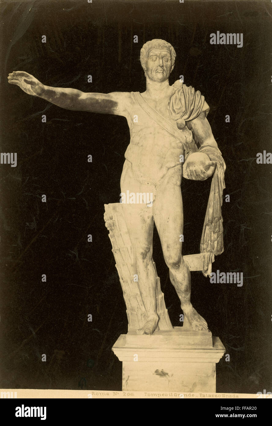 Gnaeus pompeius magnus statue hi-res stock photography and images - Alamy