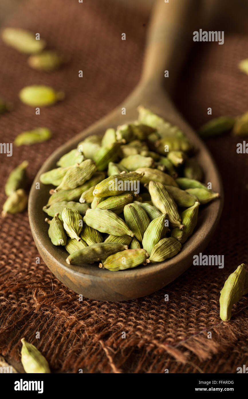 Raw Organic Cardamom Pods Ready to Use Stock Photo - Alamy