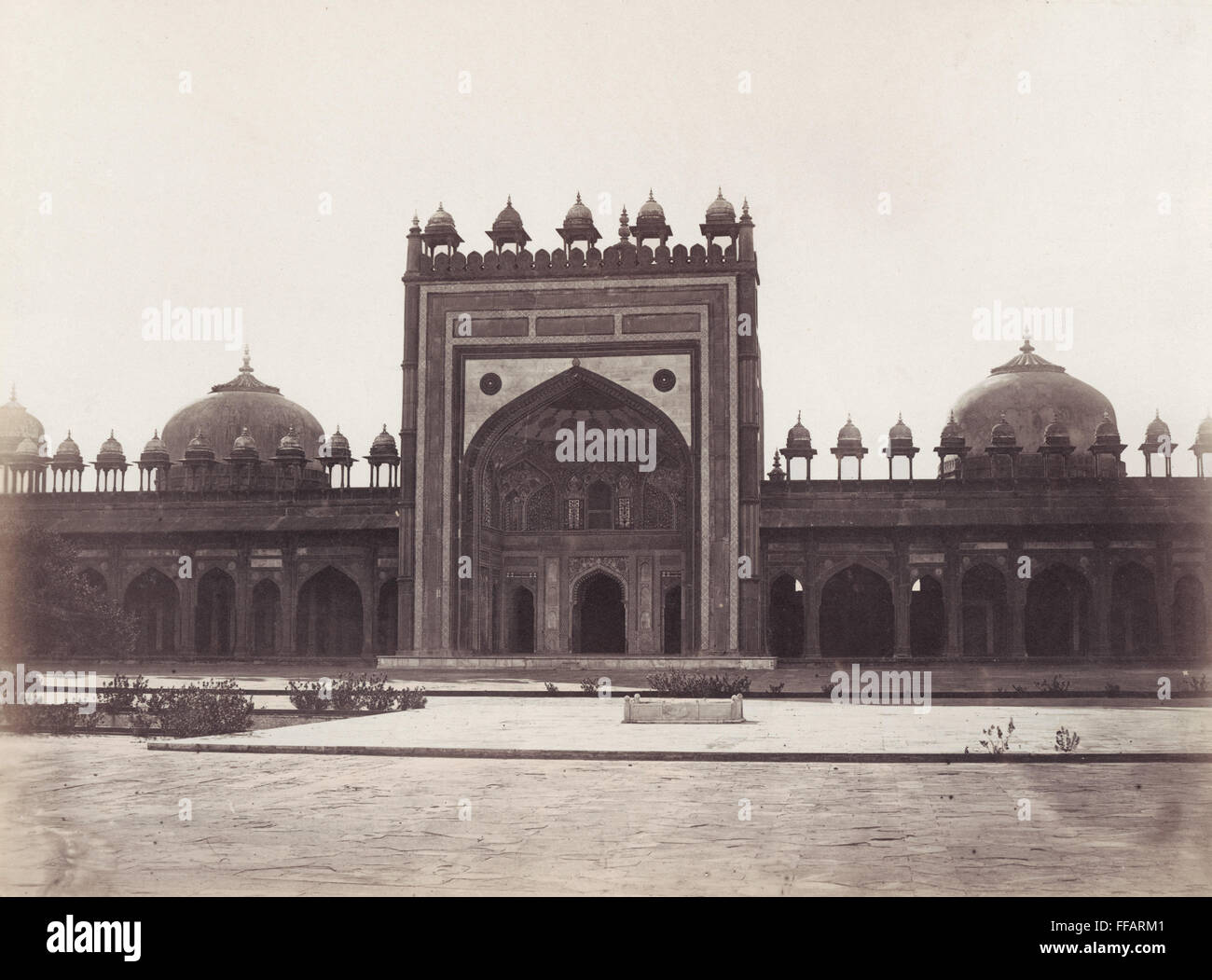 India arch 1890s hi-res stock photography and images - Alamy