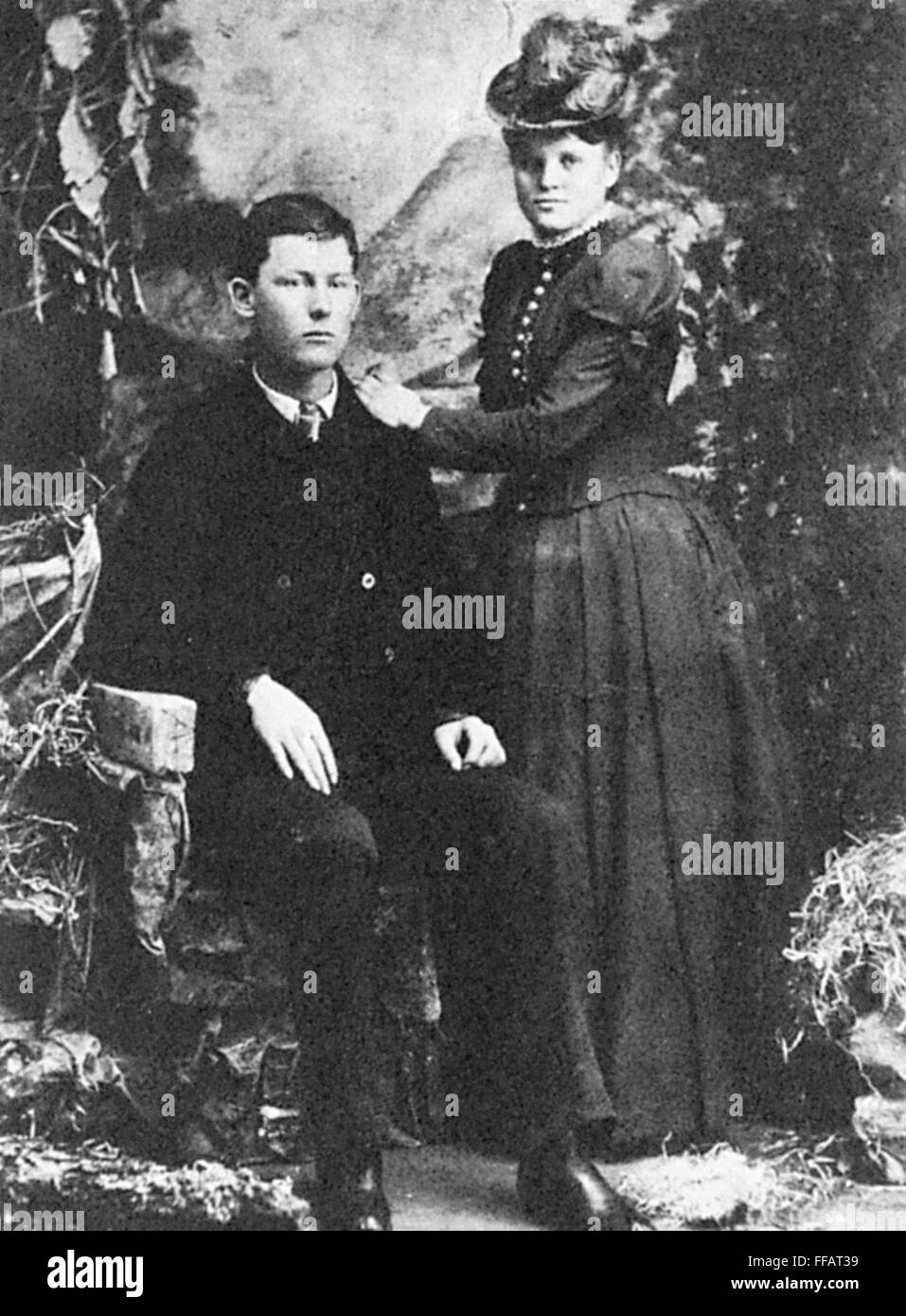 BOB DALTON & SWEETHEART. /nBob Dalton (1868-1892), leader of the Dalton ...