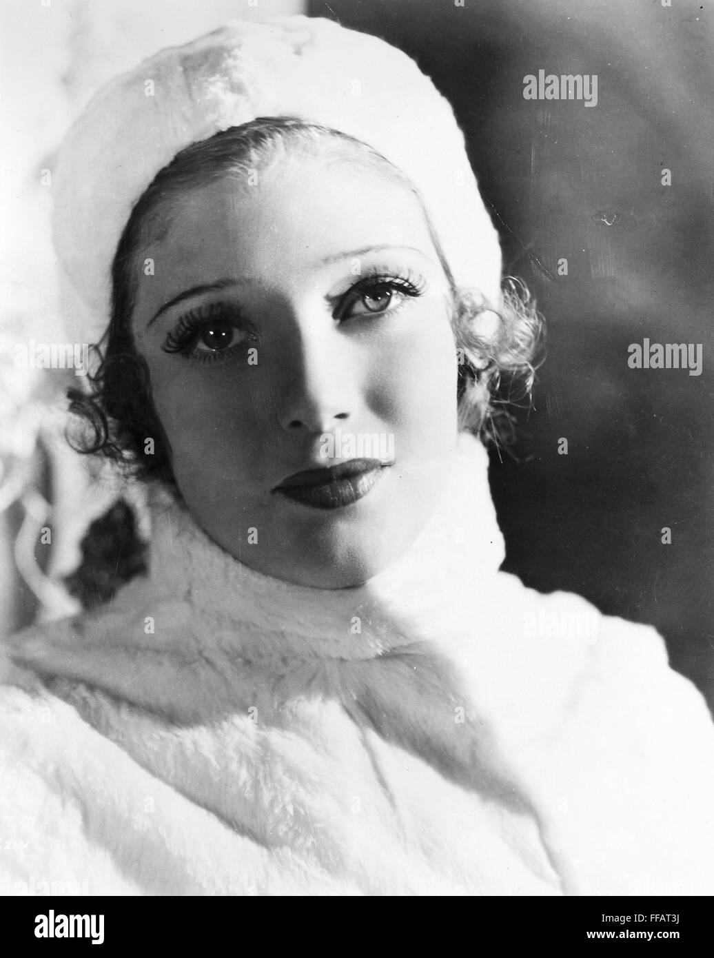 LORETTA YOUNG (1913-2000). /nNΘe Gretchen Young. American actress ...