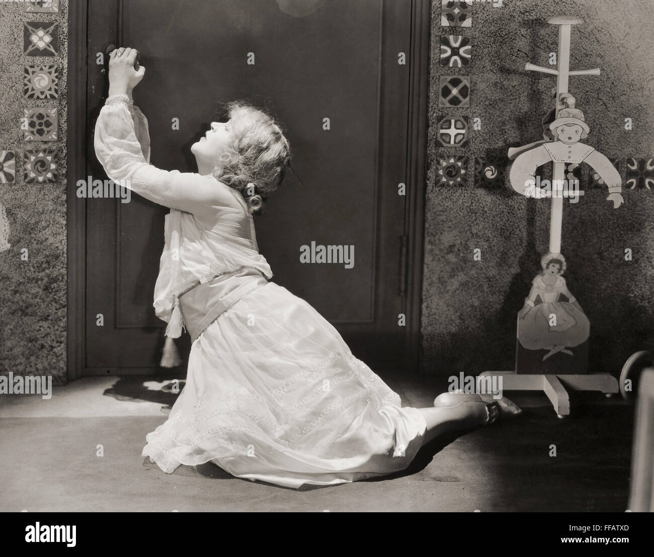 SILENT FILM STILL: WOMAN Stock Photo - Alamy