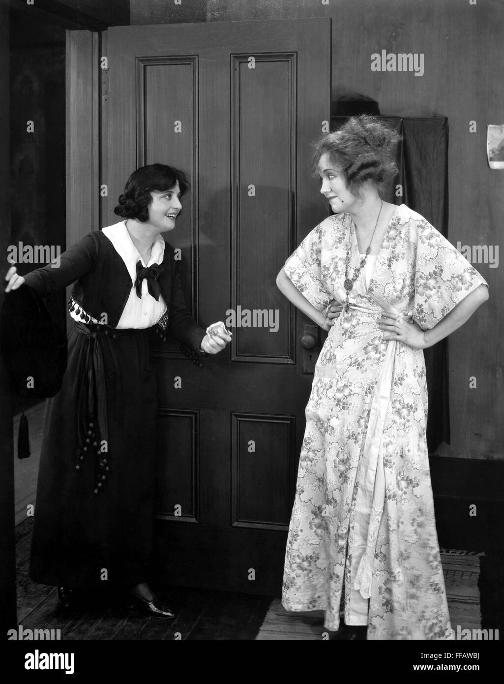 SILENT FILM STILL: WOMEN Stock Photo - Alamy