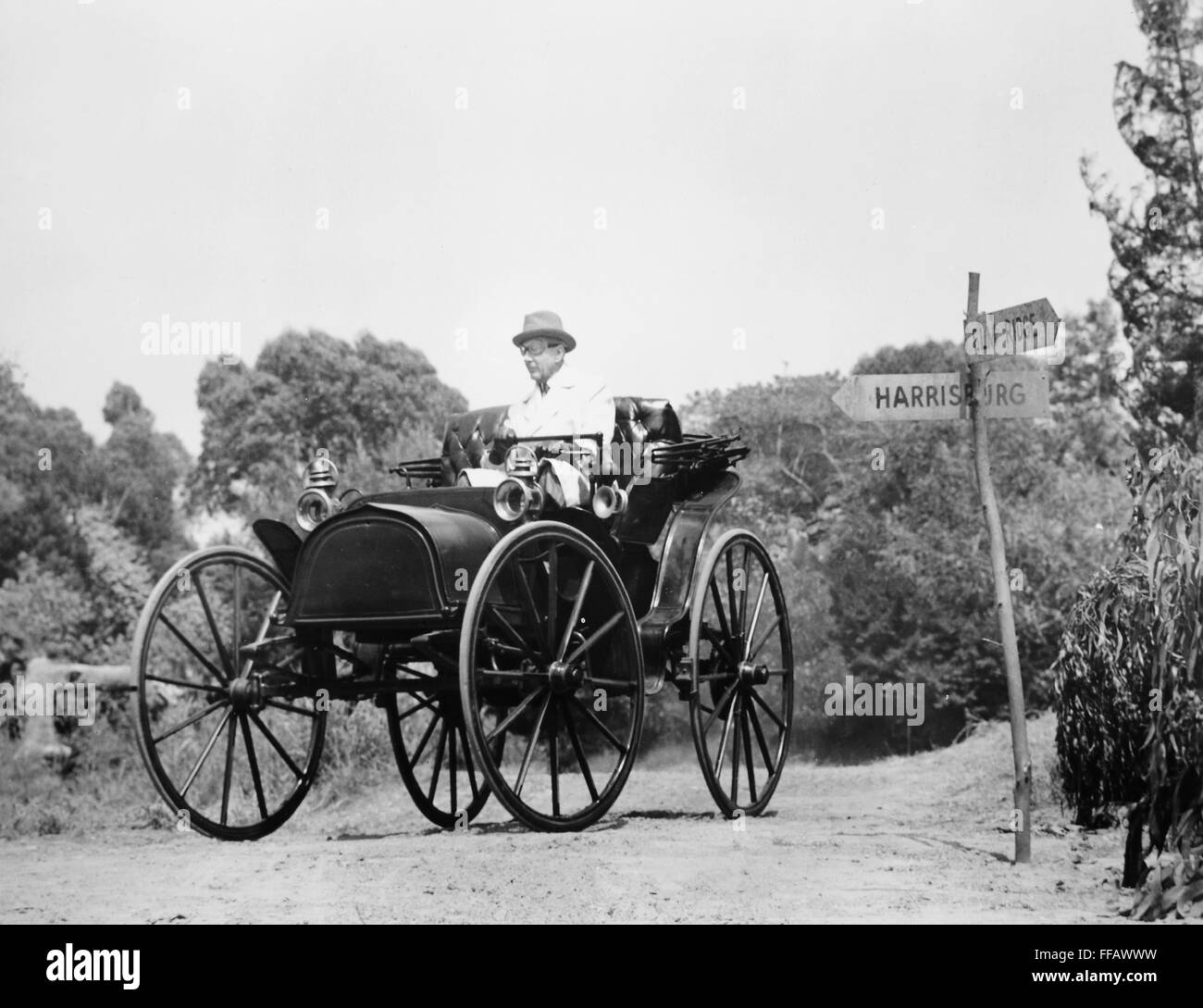 FILM: MR.PENNYPACKER, 1959./n'The Remarkable Mr. Pennypacker,' 1959 ...