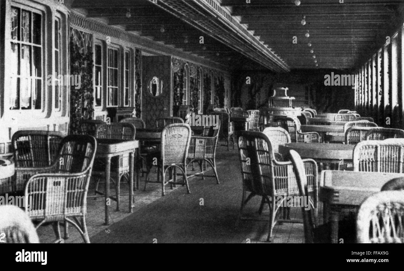 TITANIC: PARISIAN CAFE, 1912. /nThe Parisian Cafe of the "Titanic ...