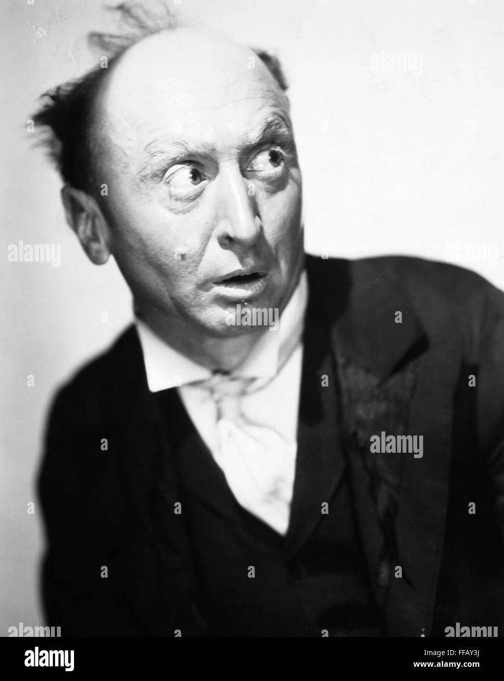 SILENT STILL: SINGLE MAN Stock Photo - Alamy