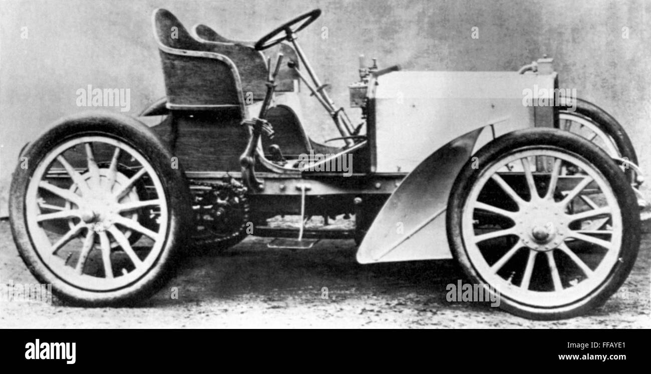 MERCEDES AUTOMOBILE, 1901. /nThe first Mercedes, raced at Nice in 1901 ...