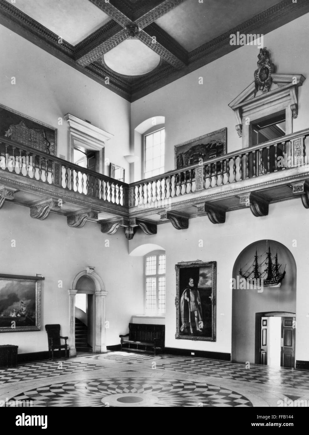 GREENWICH: QUEEN'S HOUSE. /nThe Great Hall of the Queen's House ...