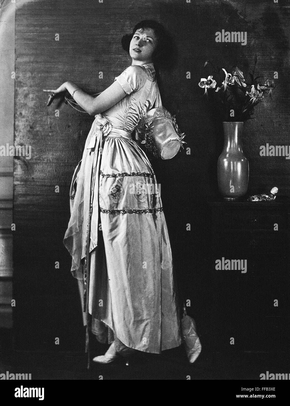 IRENE CASTLE (1893-1969). /nNΘe Foote. American dancer. Photographed in ...