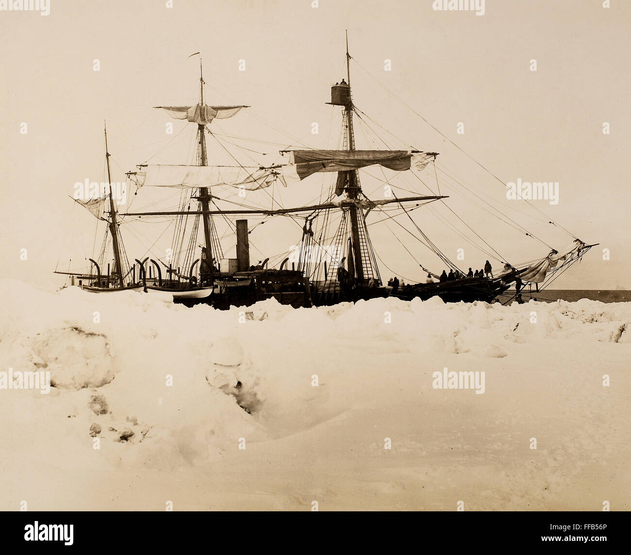 ALASKA: WHALING SHIP. /nThe whaler 'Alexander' straight up to the ice ...