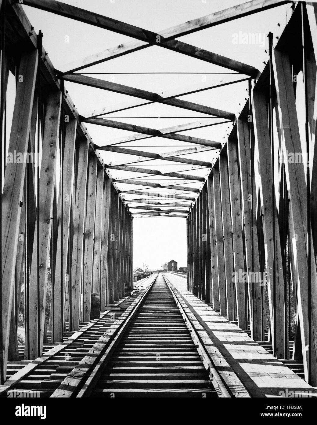 RAILROAD BRIDGE: RED RIVER. /nLooking west through the original ...