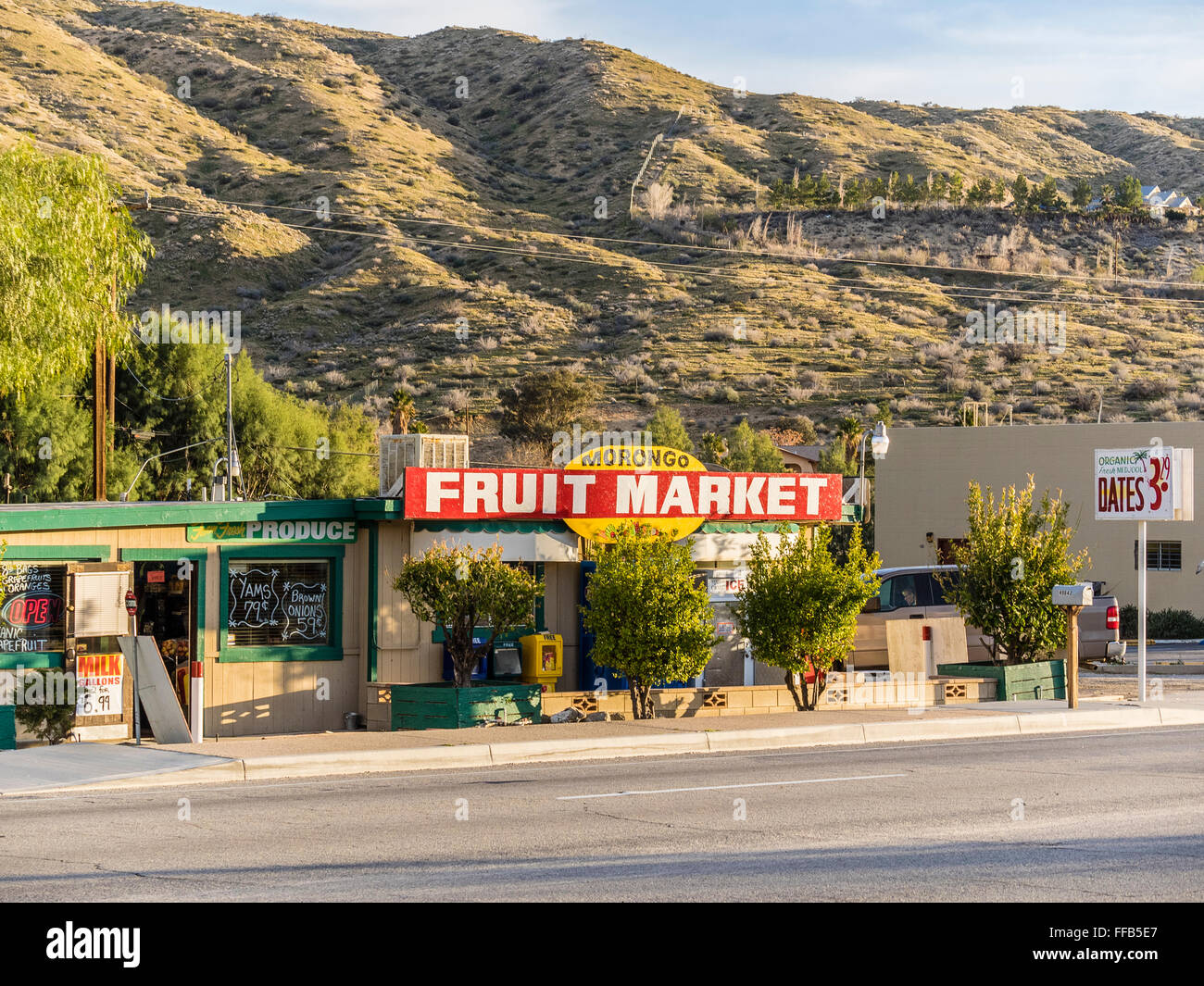 California fruit stand hi-res stock photography and images - Alamy