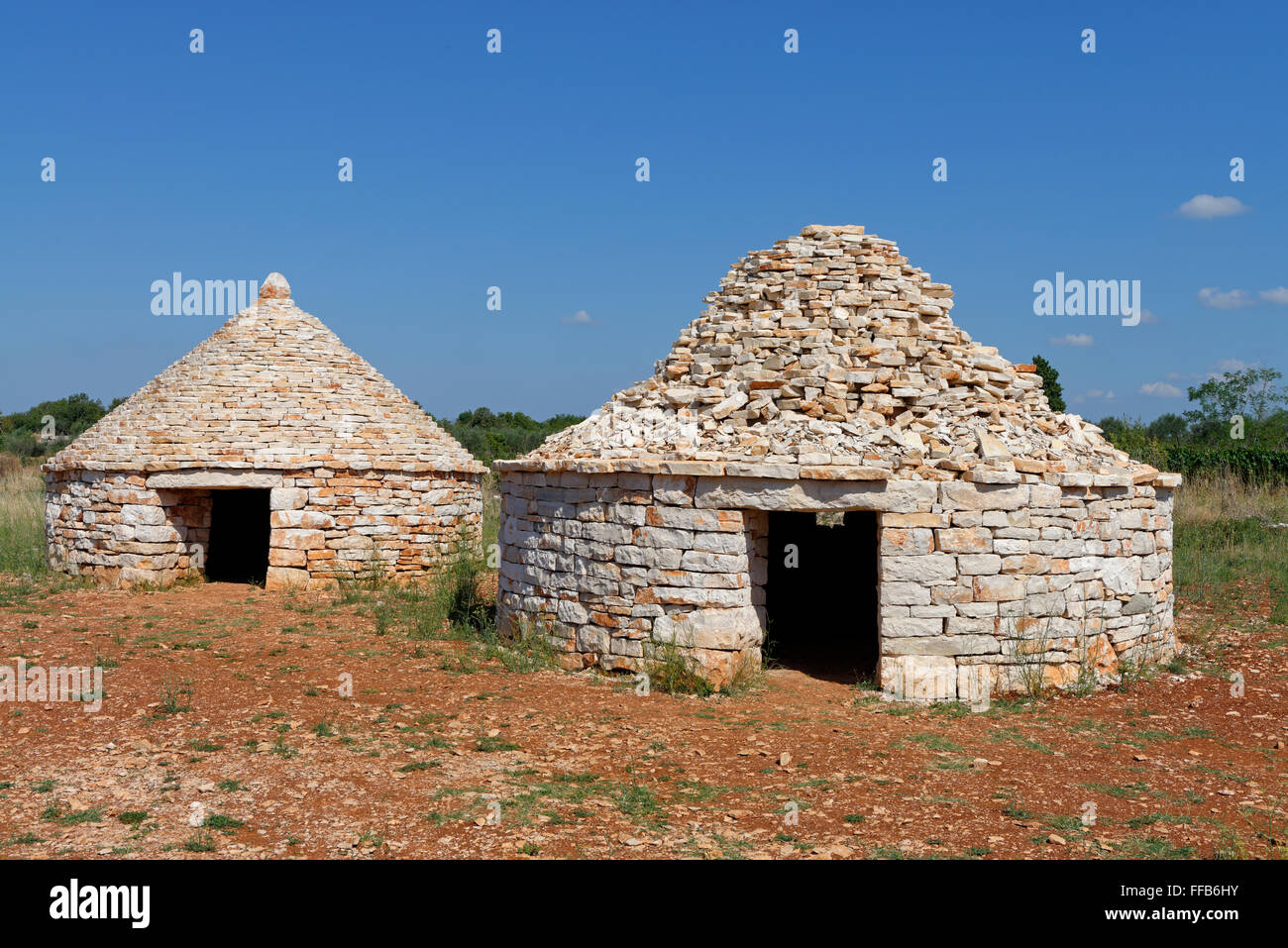 Round stone house, Kazuni in Vodnjan, Istria, Croatia Stock Photo - Alamy