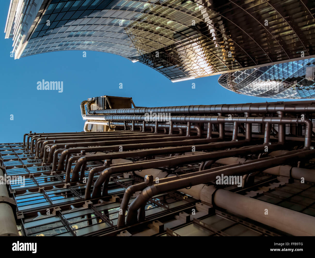 Metal pipes outside lloyds building hi-res stock photography and images ...