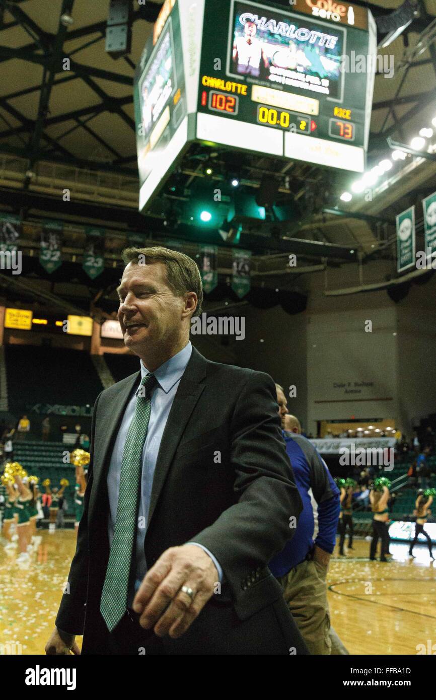 Mark price basketball hi-res stock photography and images - Alamy