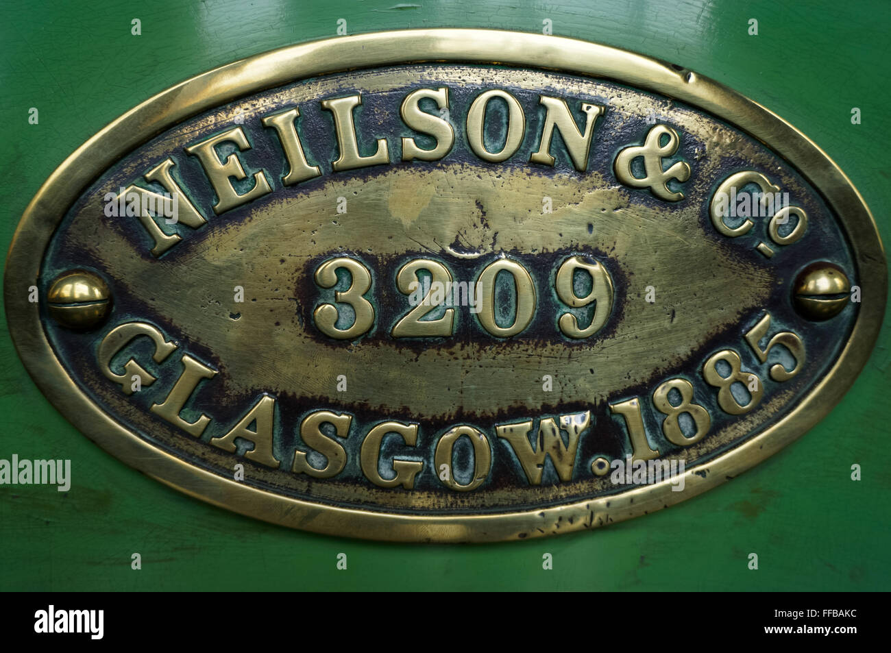 Steam engine manufacturers plate hi-res stock photography and images ...