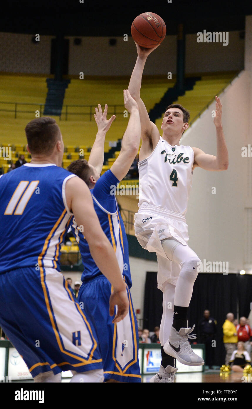 Hofstra pride mens basketball hi-res stock photography and images - Alamy