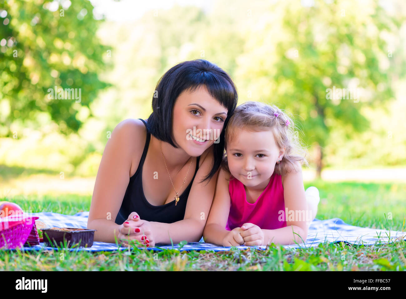 Incomplete family hi-res stock photography and images - Alamy