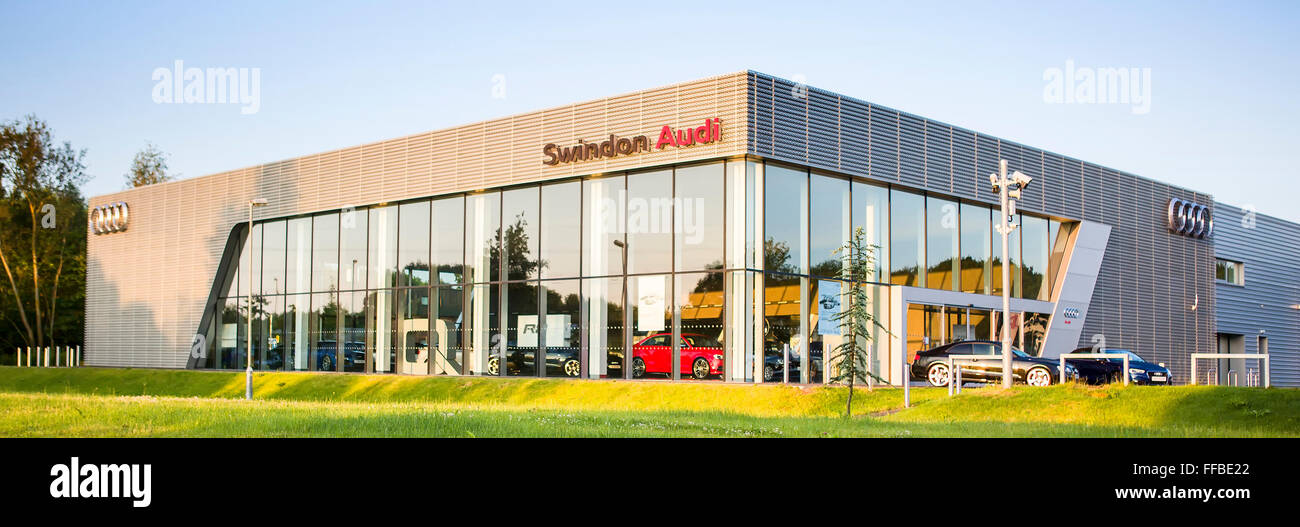 Audi symbol hi-res stock photography and images - Alamy