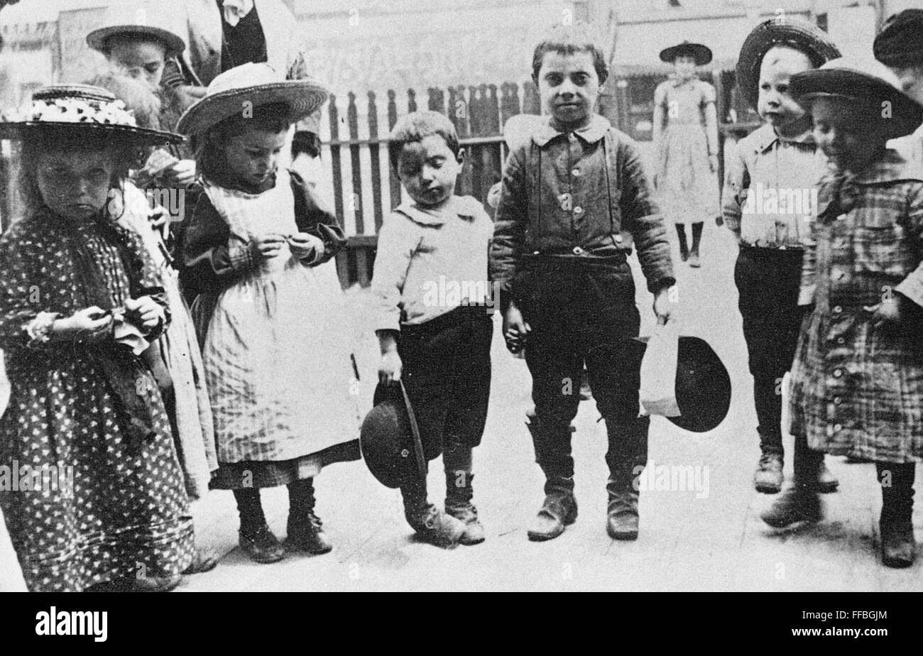 HULL HOUSE CHILDREN. /nChildren in the front yard at Hull House ...