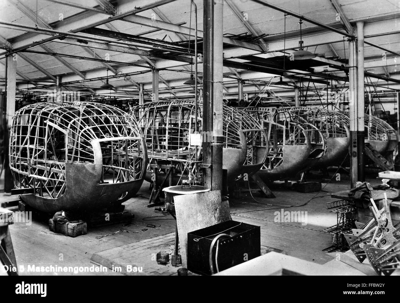 ZEPPELIN AIRCRAFT WORKS. /nConstruction of five gondolas for the Graf ...