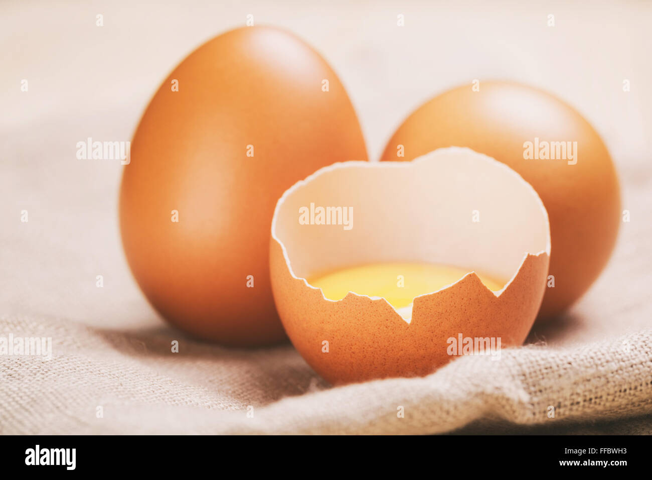 Open chicken hi-res stock photography and images - Alamy