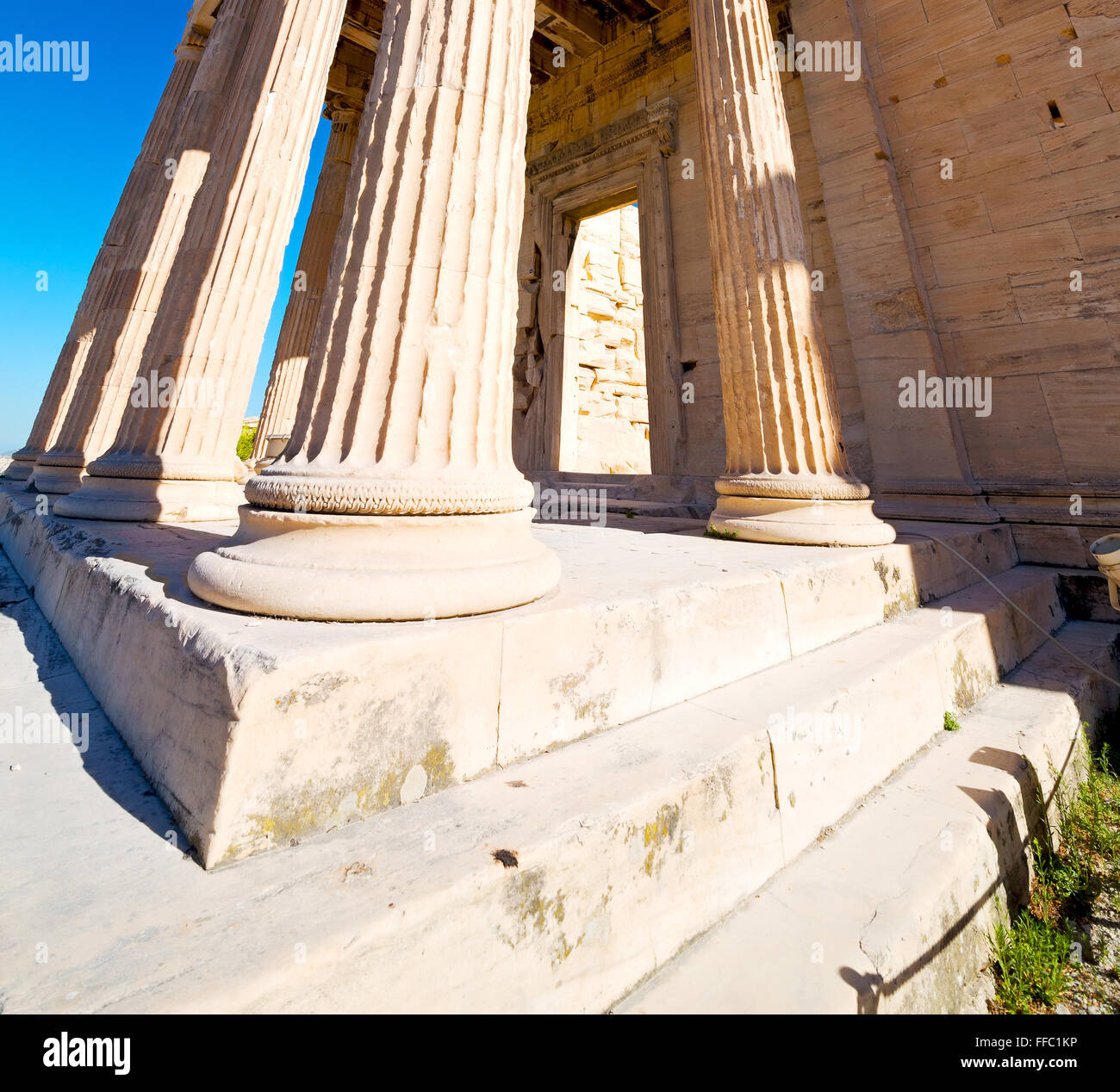in greece the old architecture and historical place parthenon athens ...