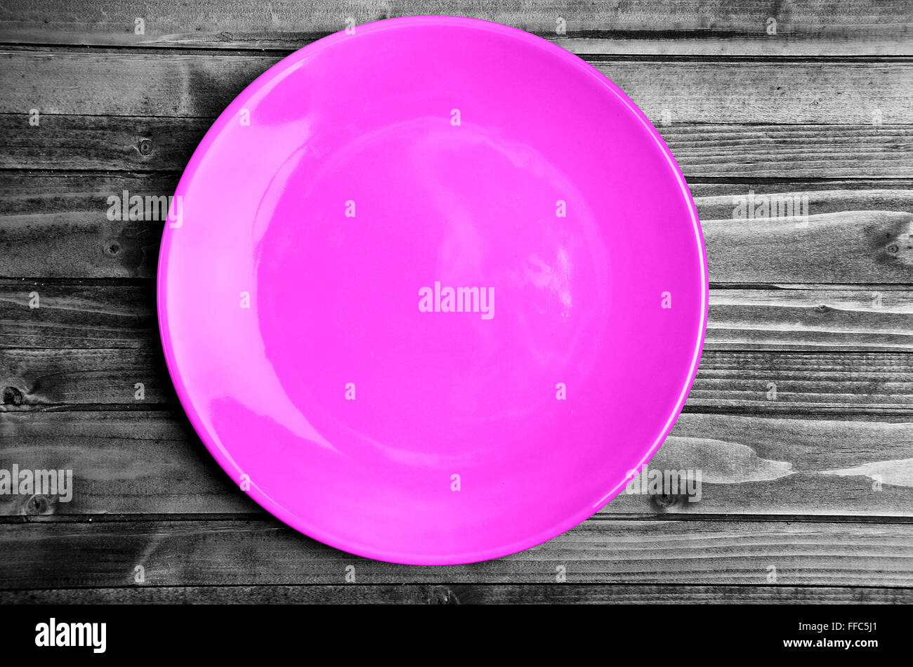 Pink kitchenware hi-res stock photography and images - Alamy